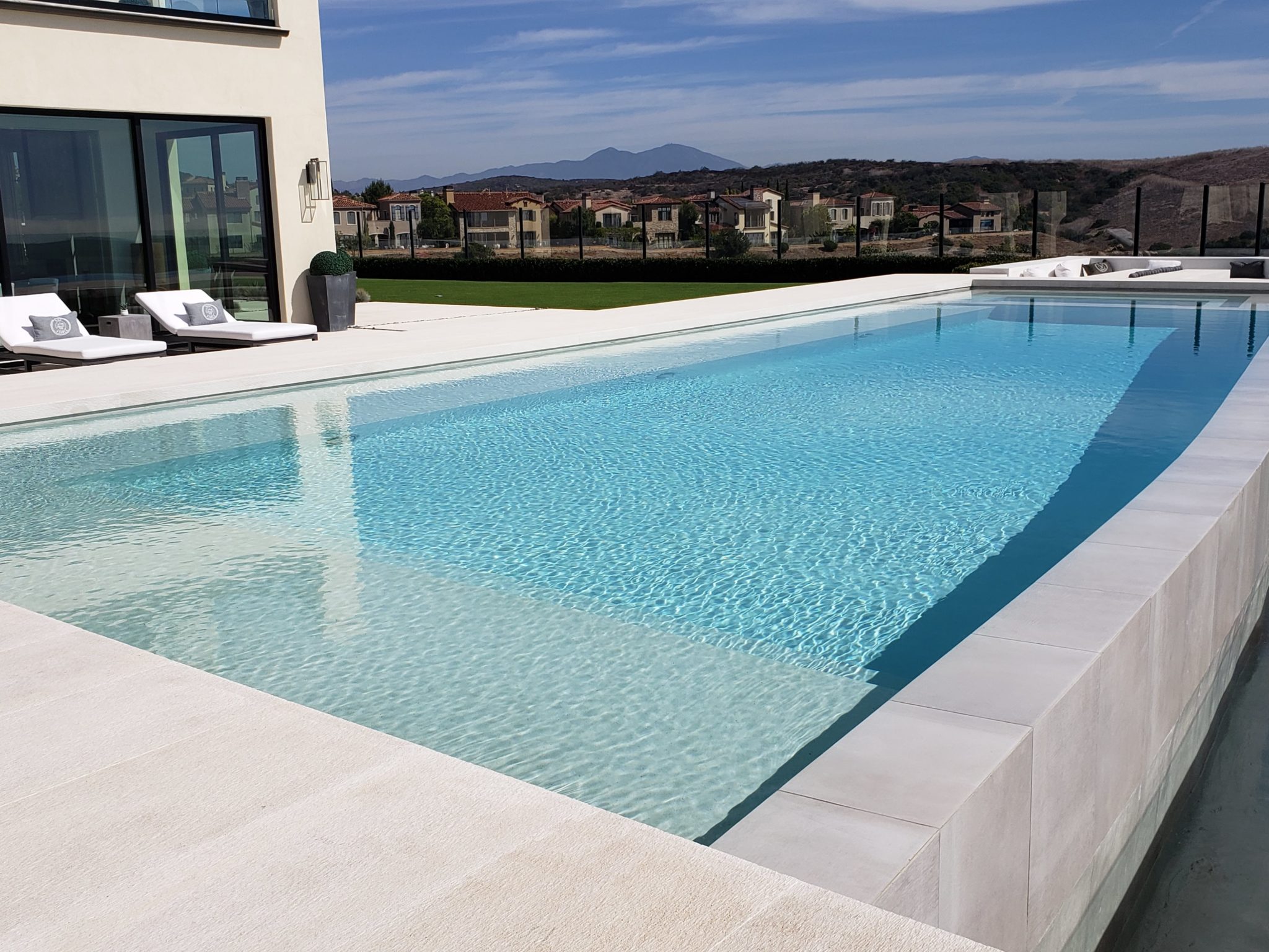 Monaco Luxury Pools » Pools