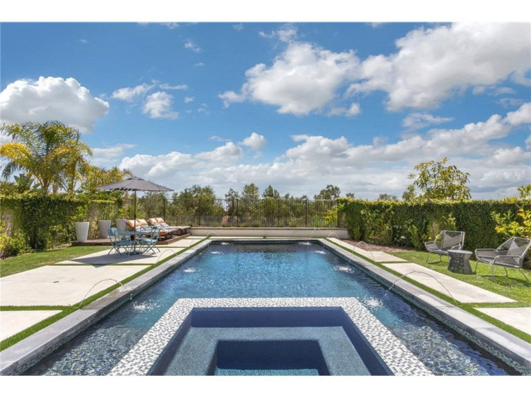 Monaco Luxury Pools » Pools